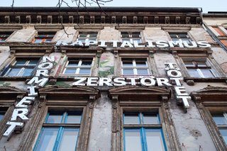 Queeres Wohnprojekt gerettet: Das Tuntenhaus bleibt — www.siegessaeule.de